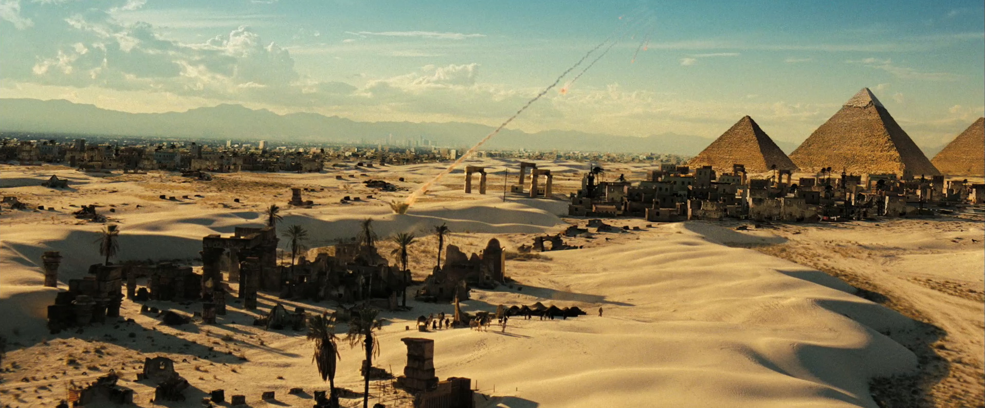 Transformers 3 - High Resolution Trailer #2 Screenshots, The Fallen & Arcee